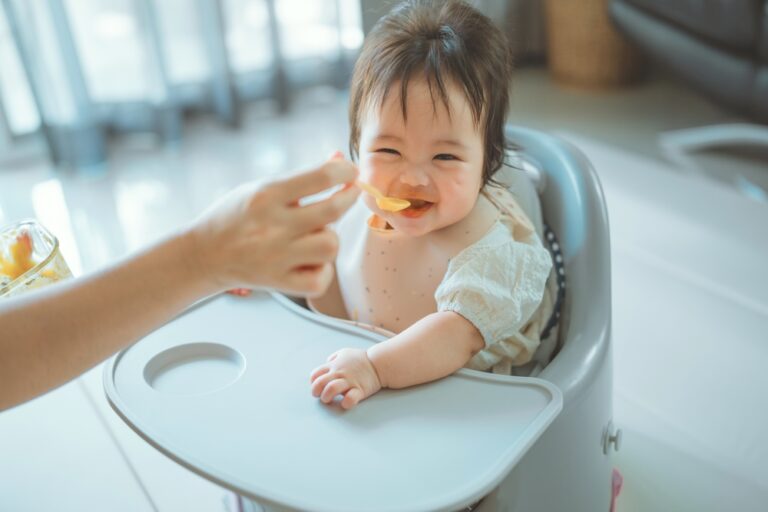 Phô mai cho bé ăn dặm và cách nấu cháo phô mai dinh dưỡng cho bé